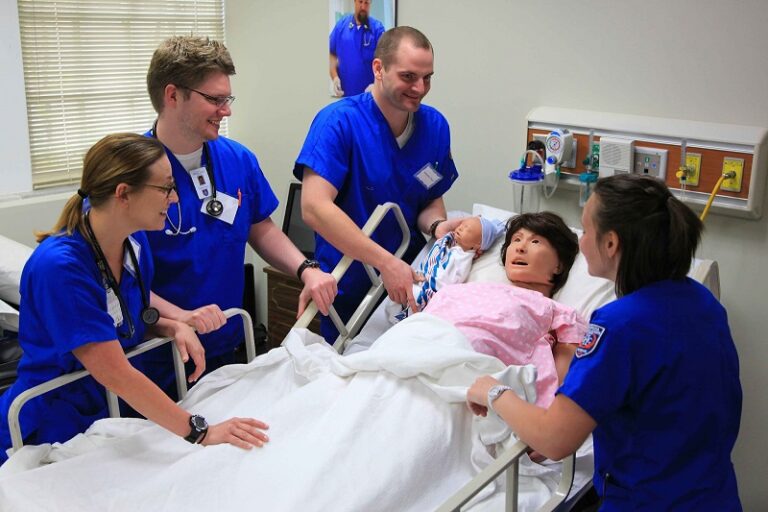 9 design best trends in nursing - nurse uniforms styles 2023